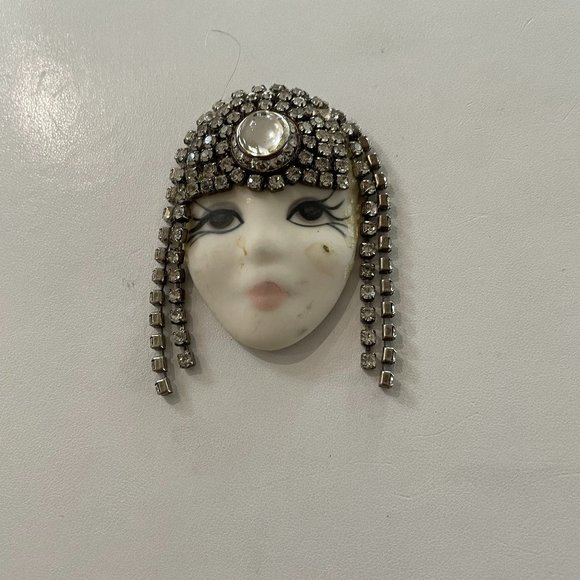 Gabriella | Jewelry | Vintage Porcelain Flapper Face Brooch | Poshmark